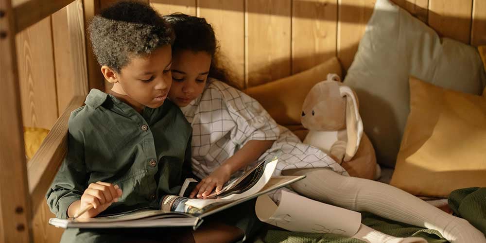 Top Tips For Getting Your Child Hooked On Reading | GoStudent | GoStudent