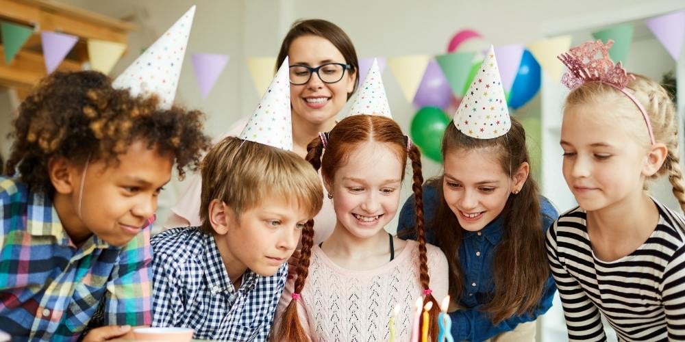 Comment organiser un anniversaire surprise pour votre enfant ...